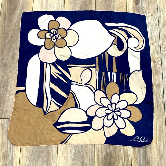 de La Roche | Accessories | De La Roche Silk Scarf Vintage Floral ...